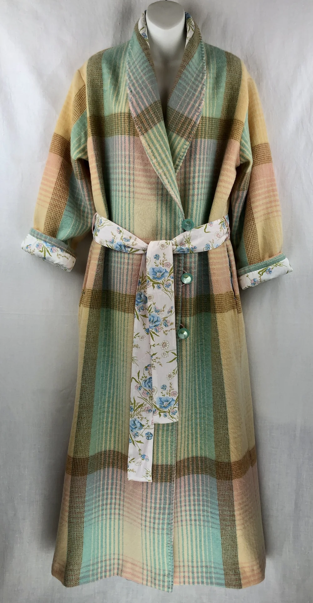 Handmade robes and dressing gowns — Robeology