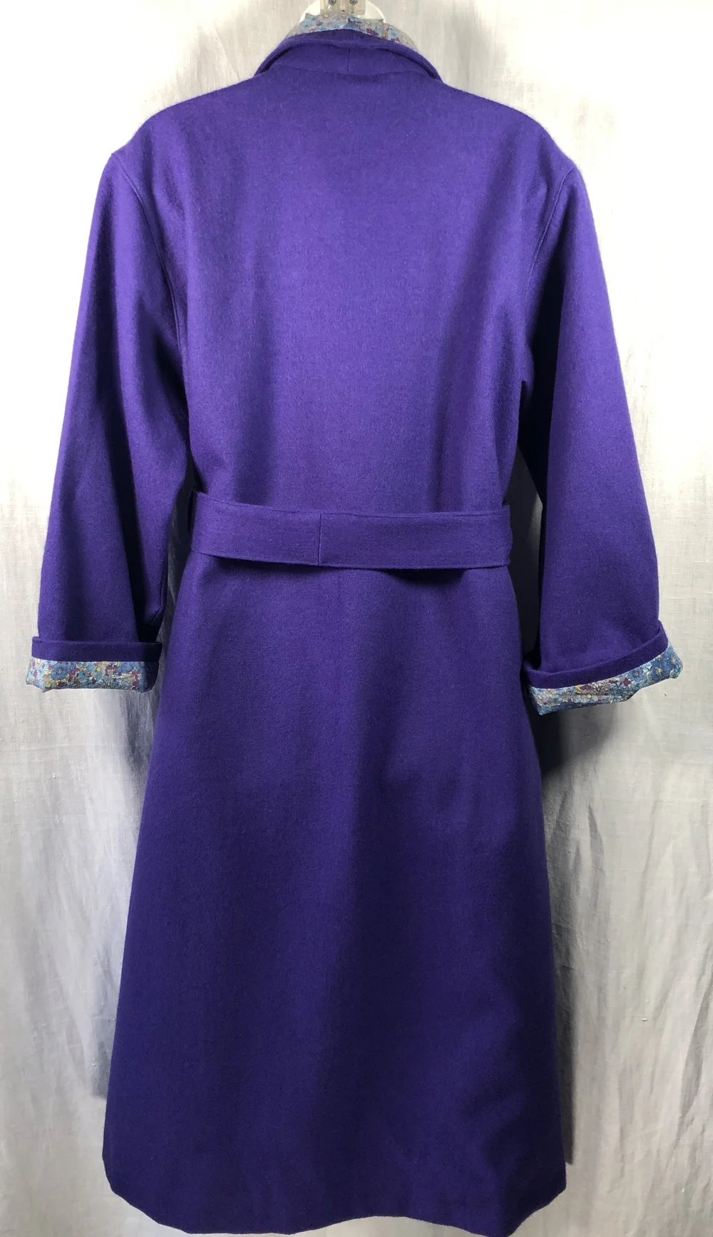 Handmade robes and dressing gowns — Robeology