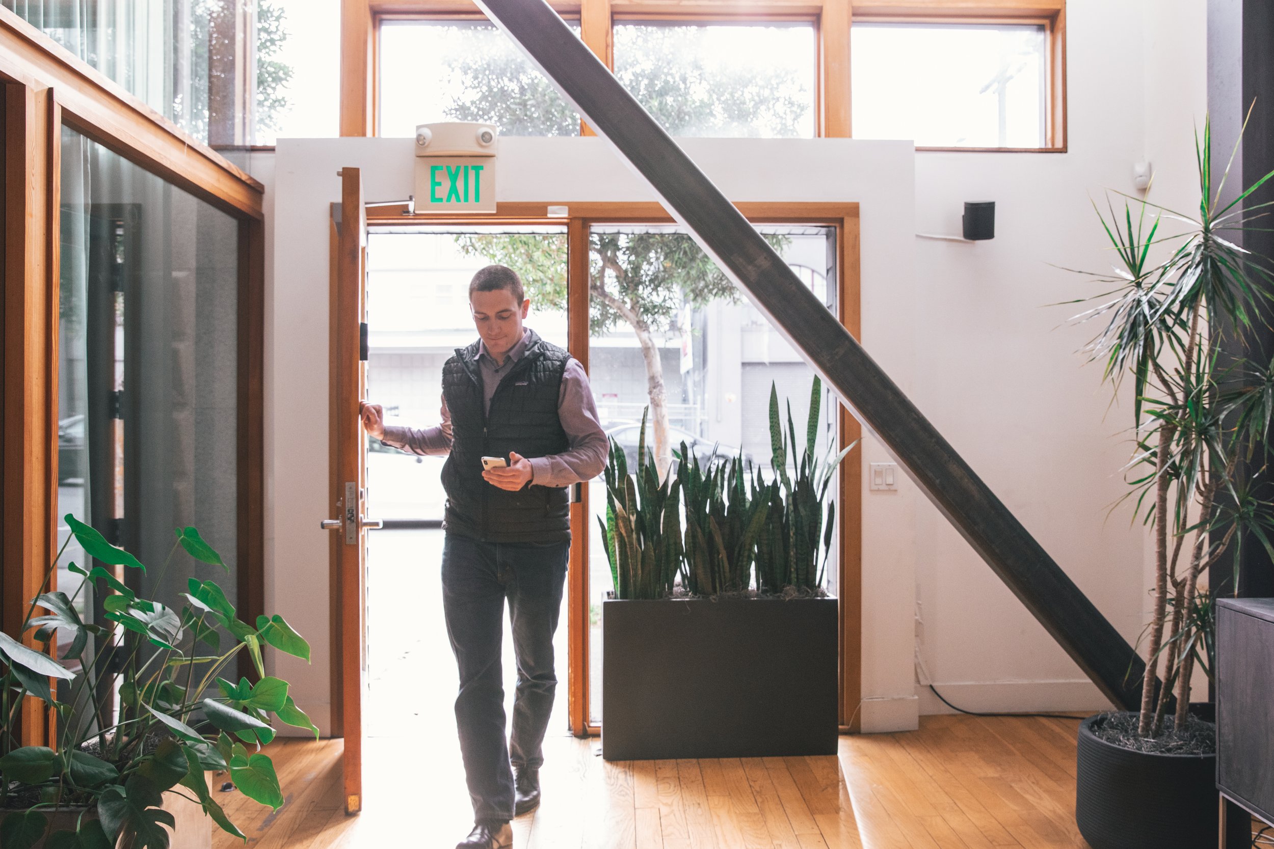 Choosing the Best Commercial Building Security Systems — Nexkey