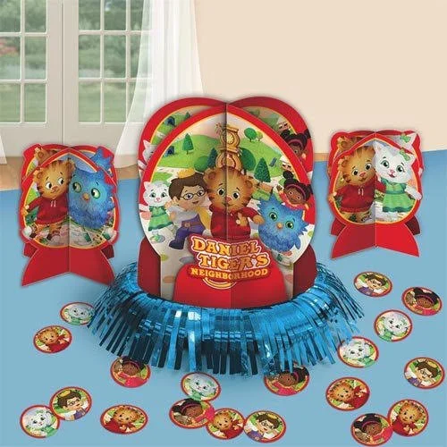 Daniel Tiger's Neighborhood Table Decorating Kit (3 Pieces + Confetti ...