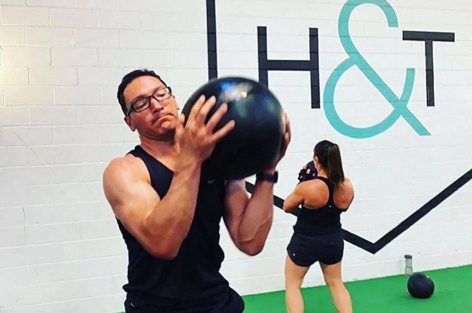 Our classes | Hustle & Thrive | Group fitness training