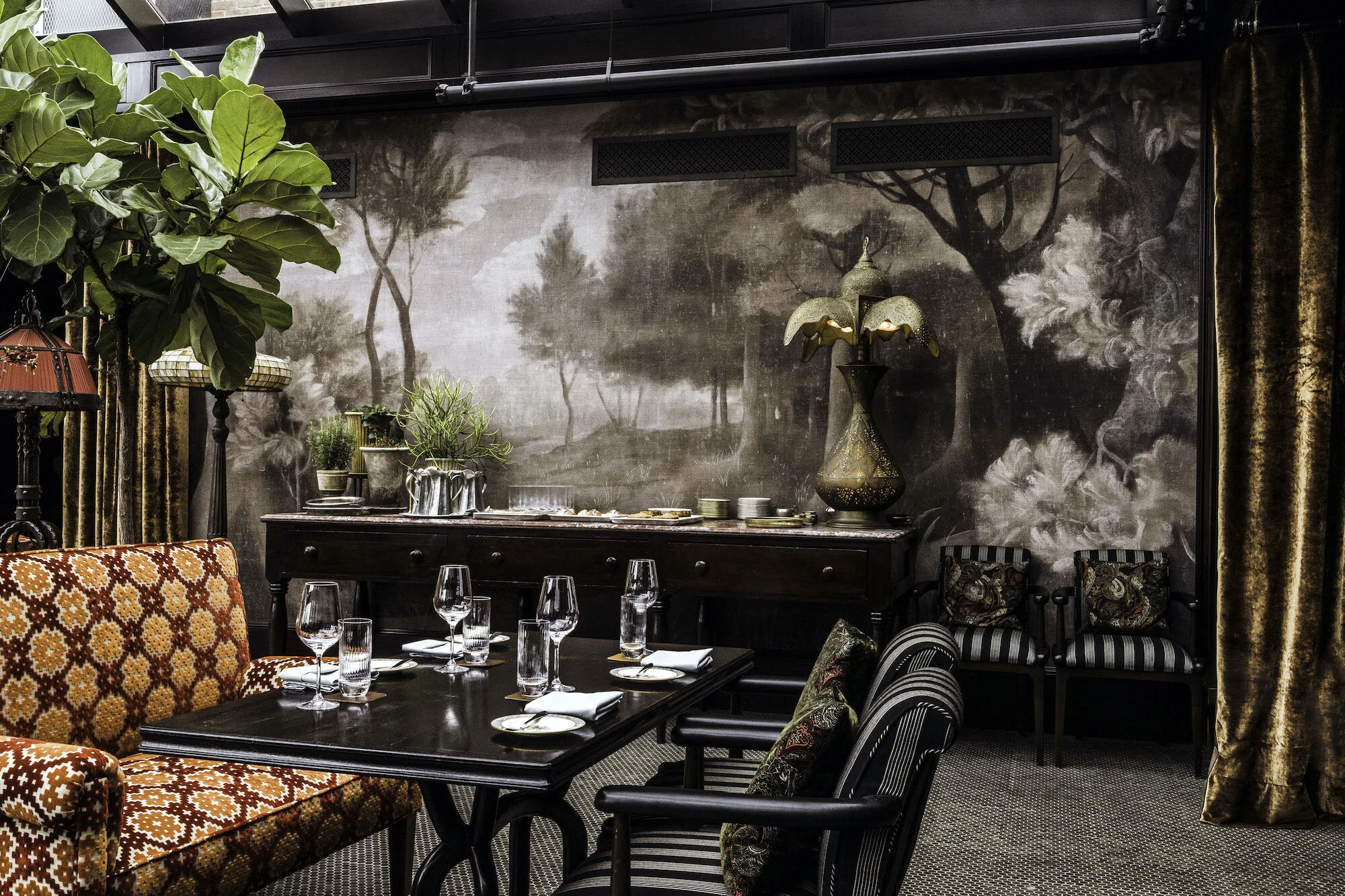 Restaurant — THE MAKER