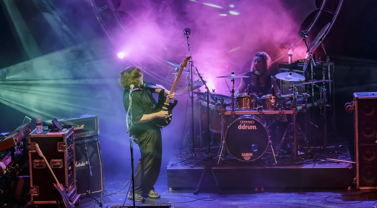 Contact - The Machine — The Machine Live