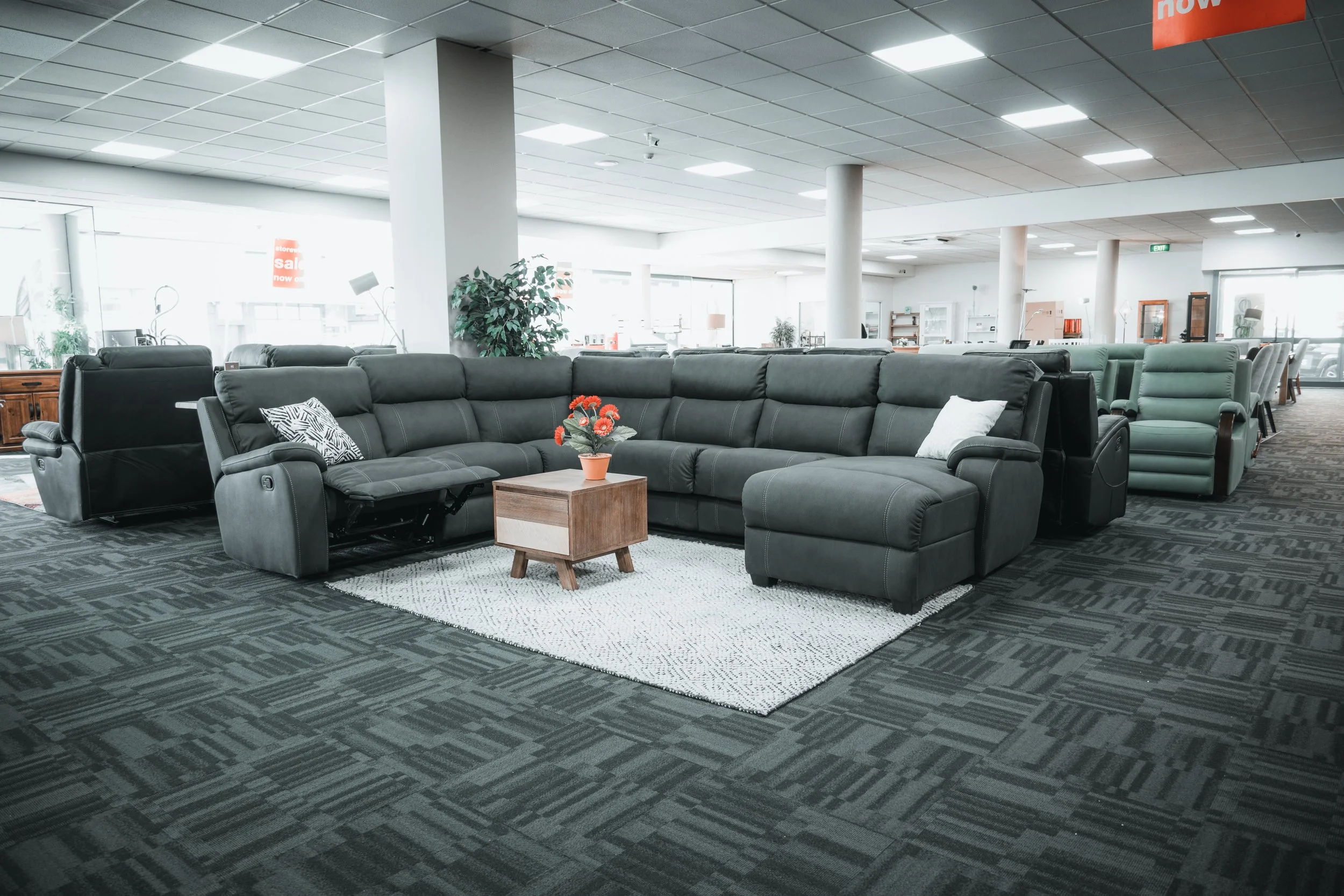 Begents | TVs, Furniture, Bedding, Heating & Cooling