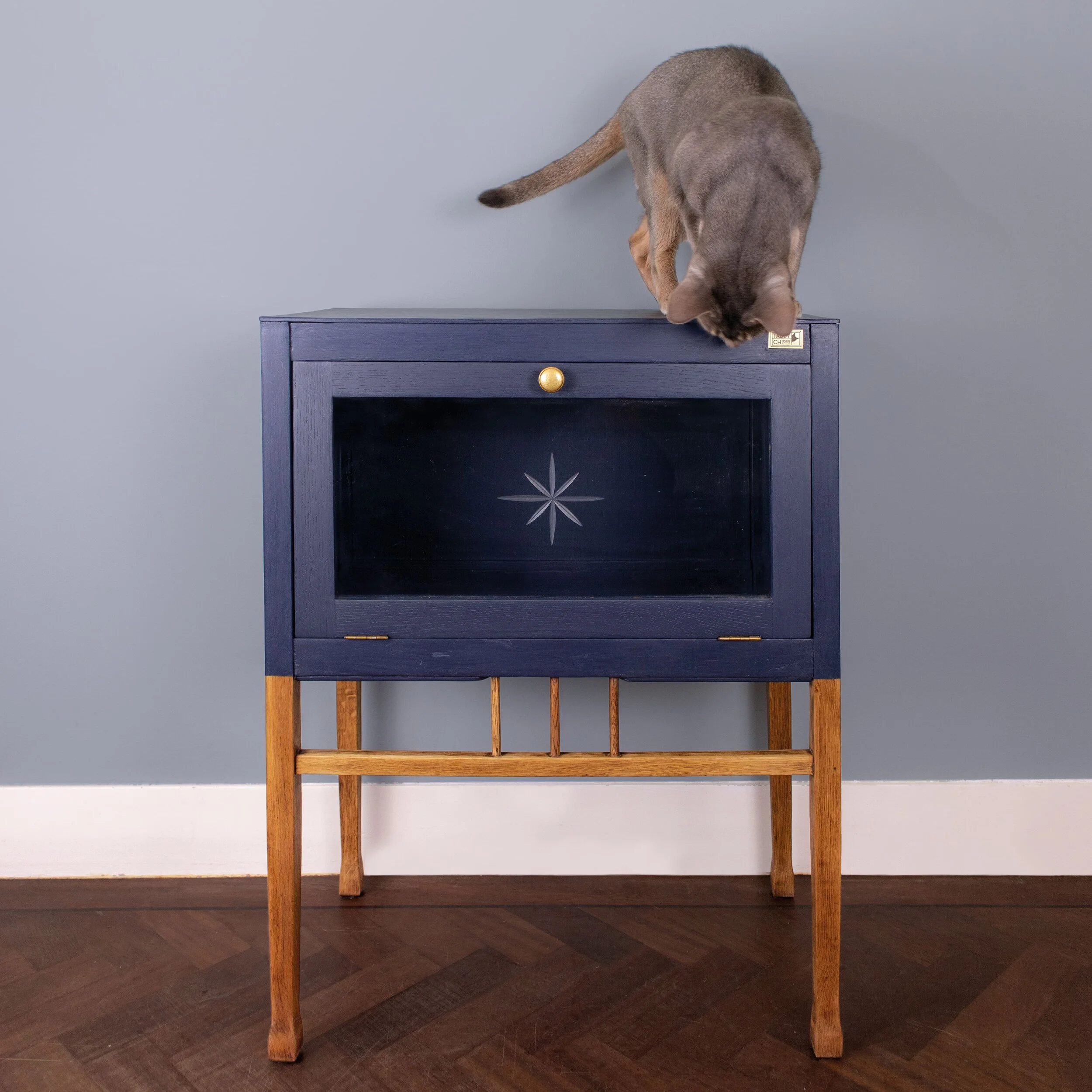 WEBSHOP VINTAGE (KATTEN)MEUBELS — Tabby Chique