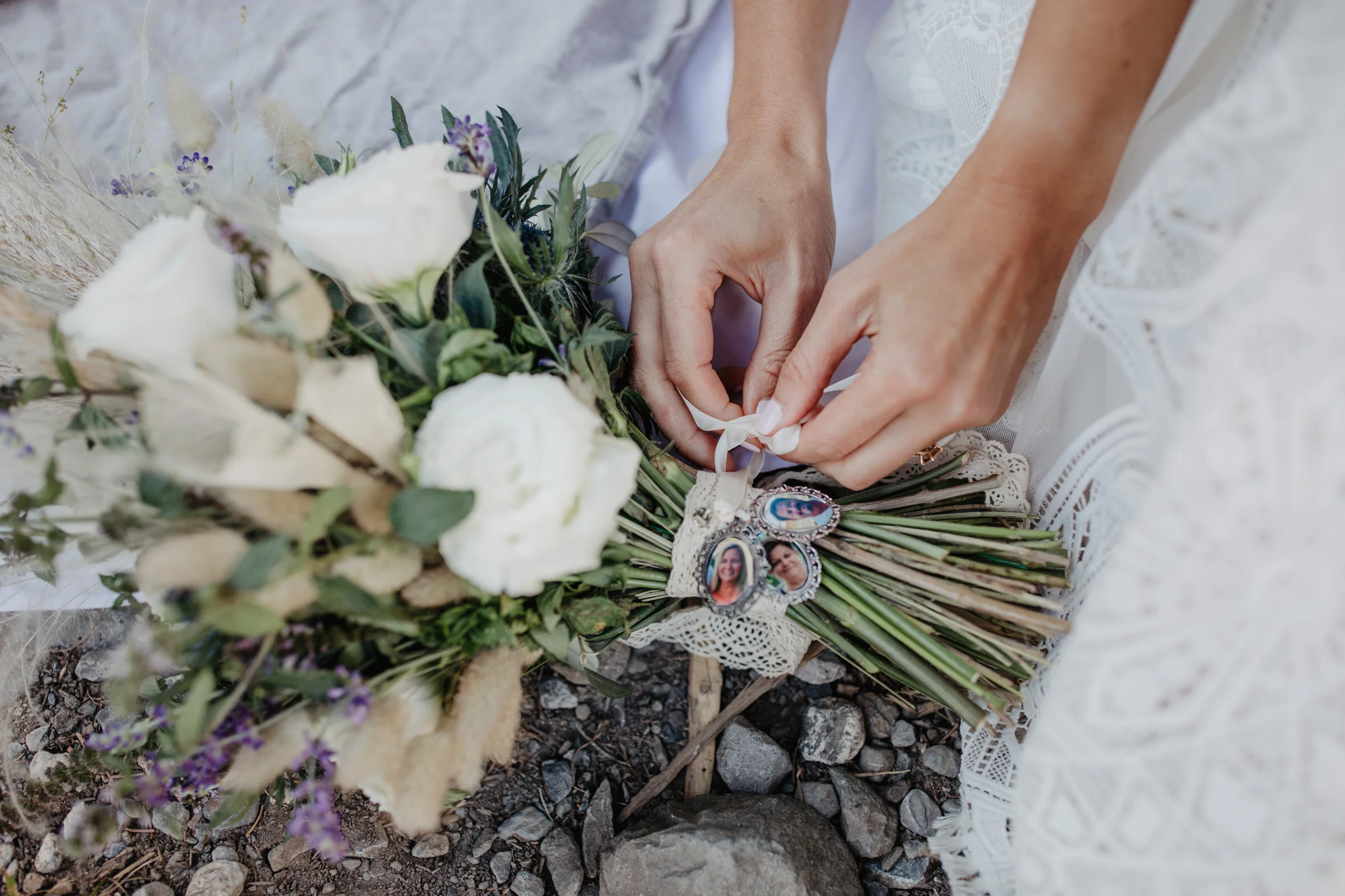 Elopement at famous Swiss lake — ELOPE IN SWITZERLAND