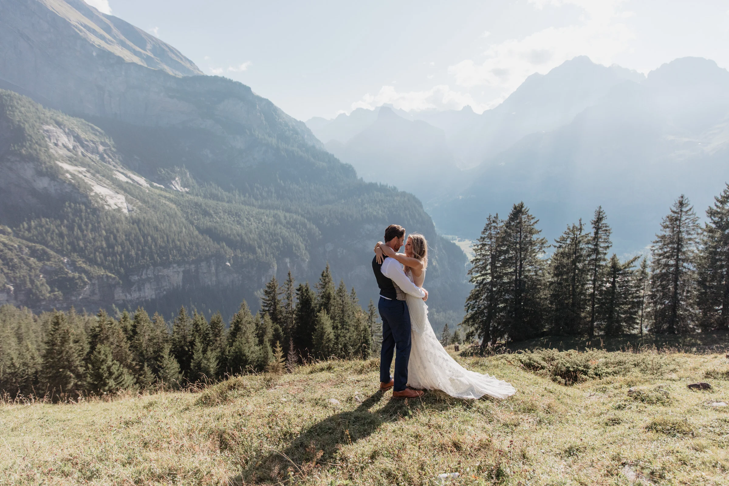 Elopement at famous Swiss lake — ELOPE IN SWITZERLAND