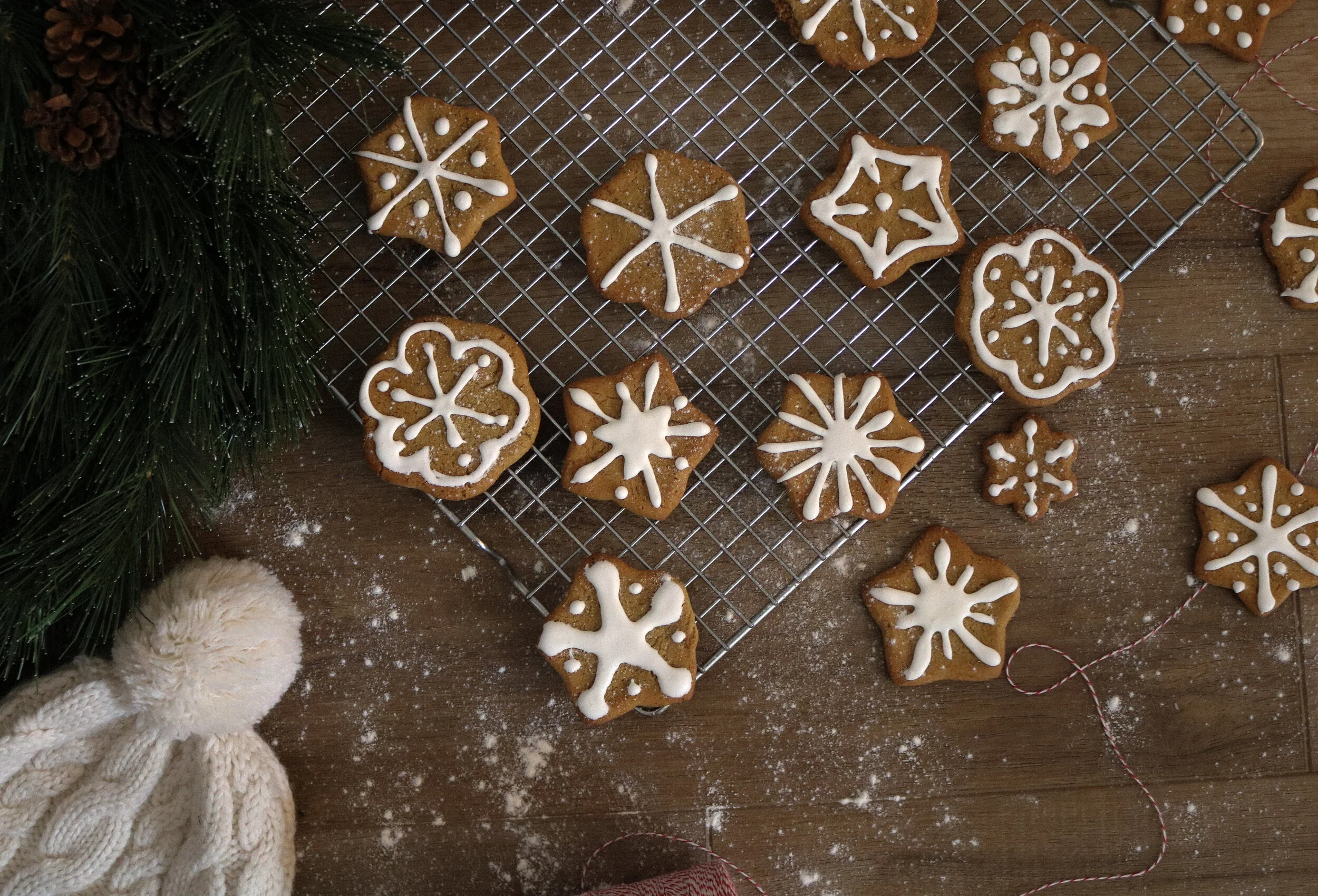 Simple Gingerbread Stars — Annabel Margaret