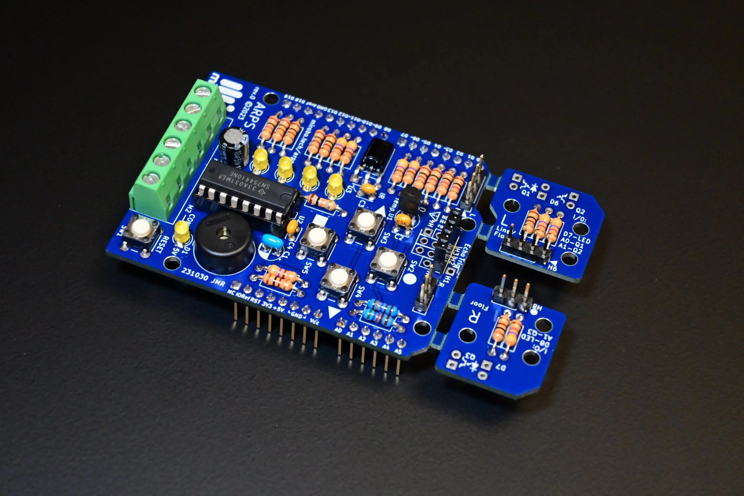 ARPS is a simple and versatile education and robot shield for your Arduino Uno. — mirobo
