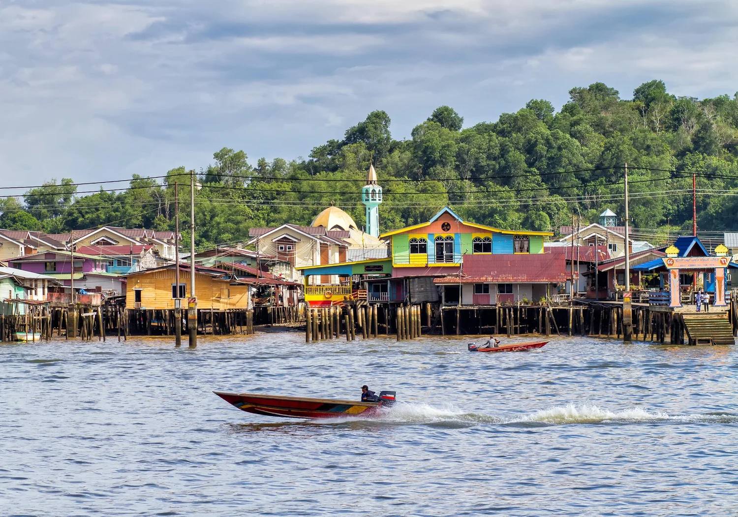Kampong Ayer: Travel Guide To The World's Largest Water Village [Venice ...