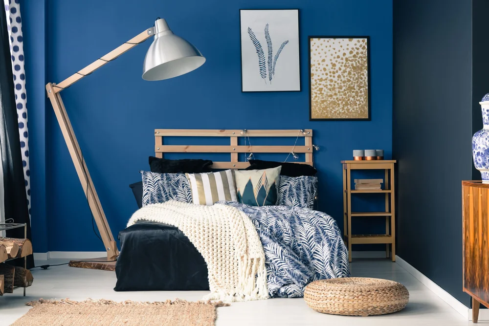 Airbnb vs. Hotels Comparison [Price, Safety, Amenities, More ...