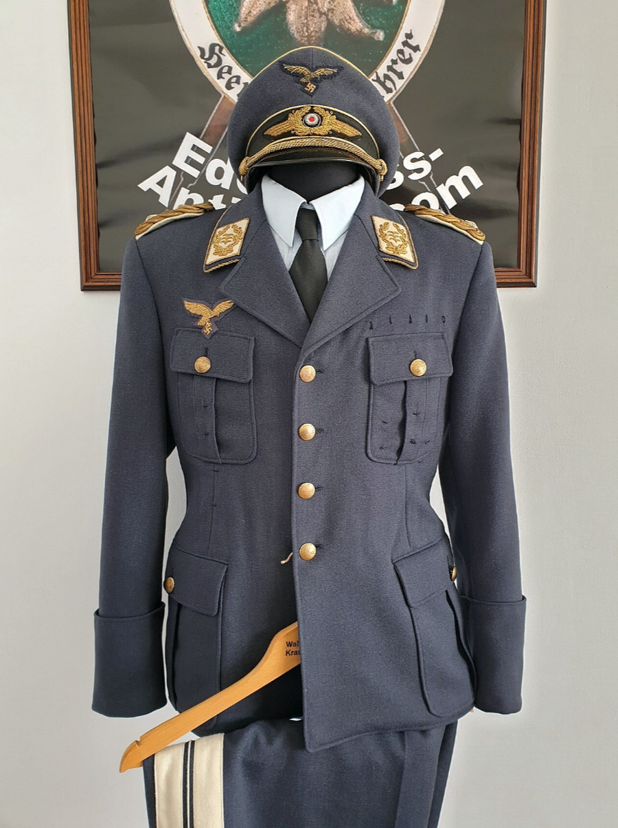 File:WW2 German Luftwaffe Uniforms Generaloberst Undress, 48% OFF