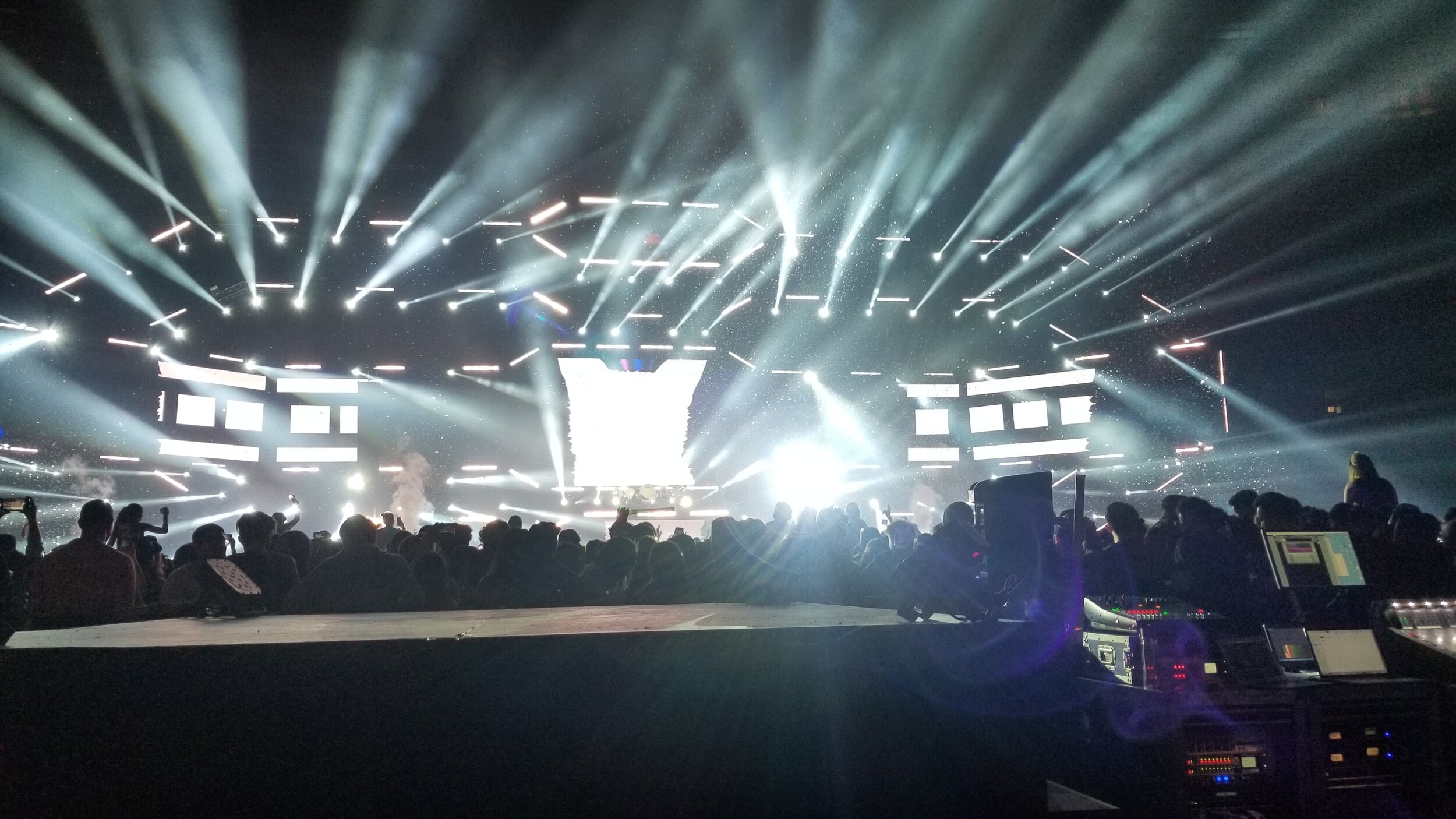 Production Design, Staging, Modeling, Renders, Floor Plans, Exhibits, Trade Show — techneevents.com