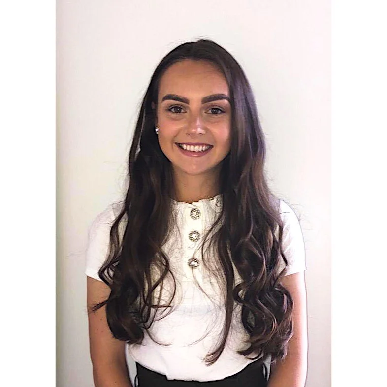 Holly Moore — O Shaped