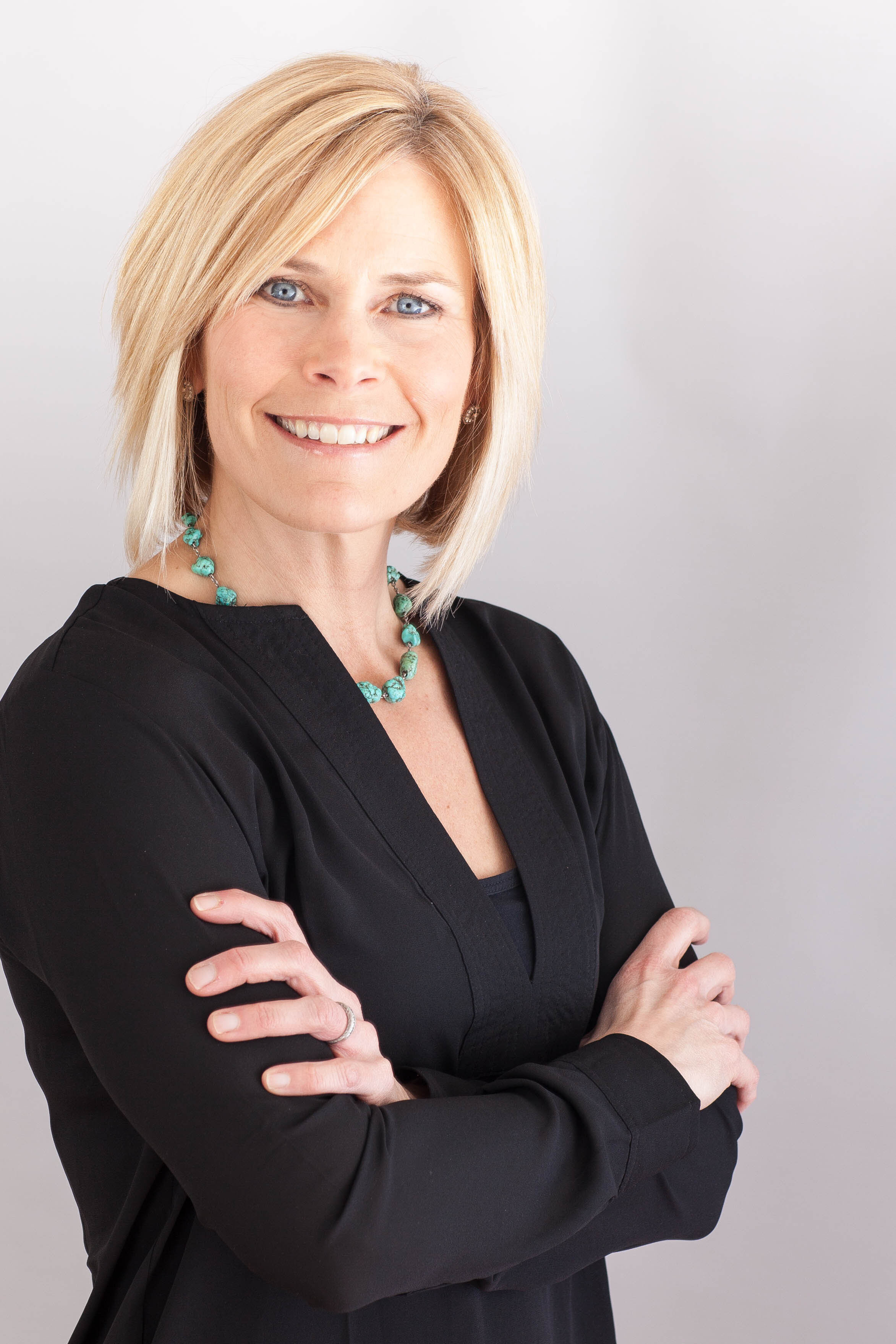 Head Shots — Liz Benedetto