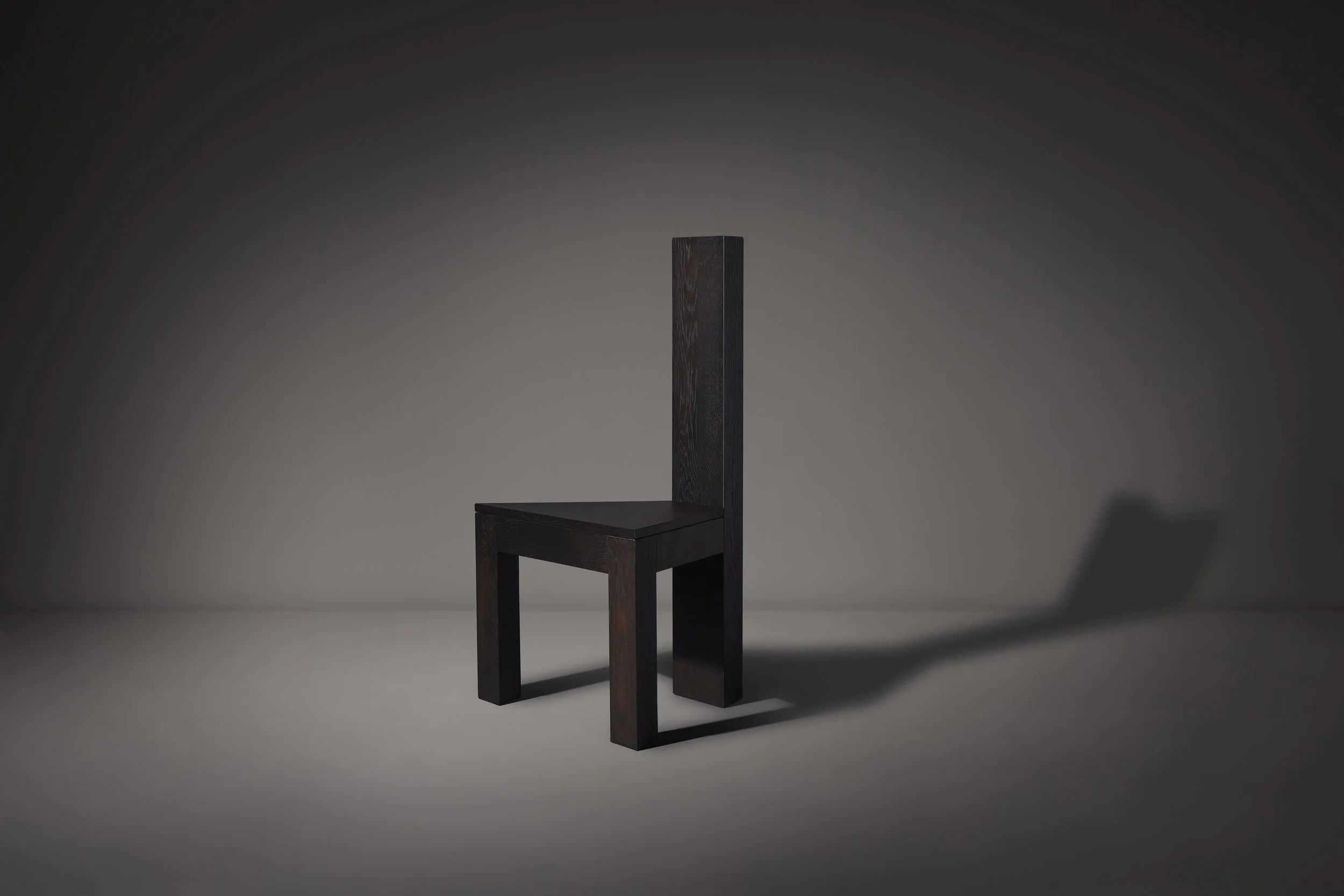Solid wooden Trigon Chair — Mokko Amsterdam
