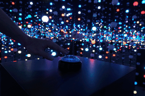 Dell EMC Infinity Room — House Of Sorcery