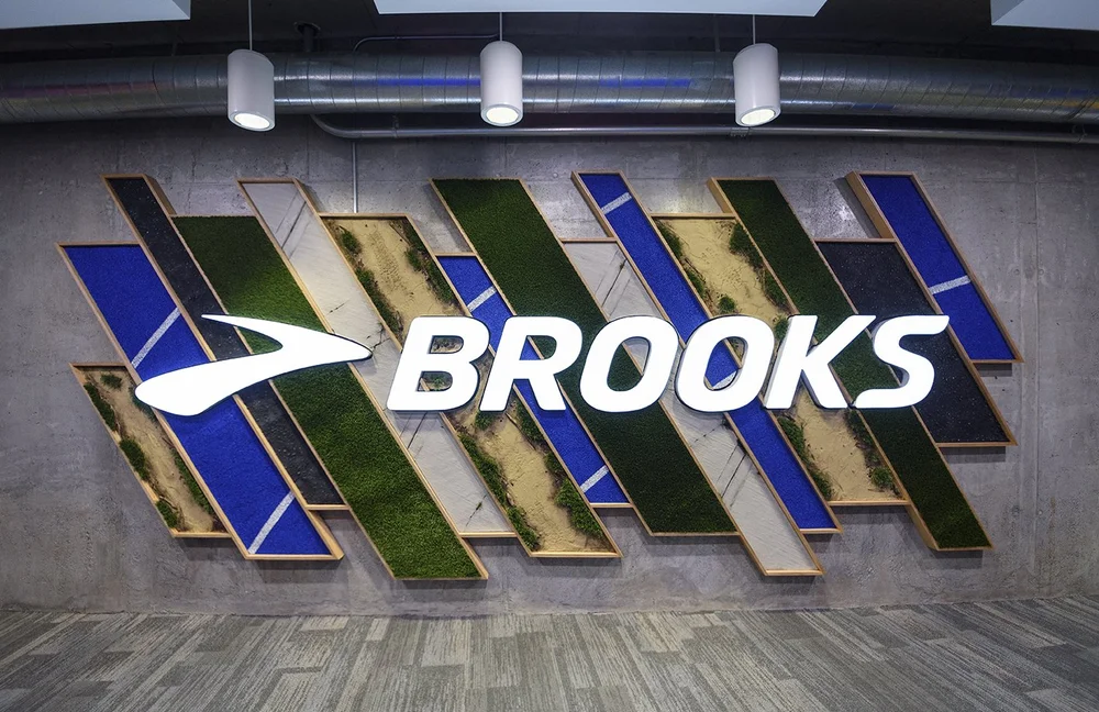 Brooks Lakeview Office Environmental Graphic Design — House Of Sorcery