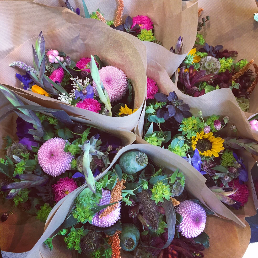 About 2 — Fiol Blomster