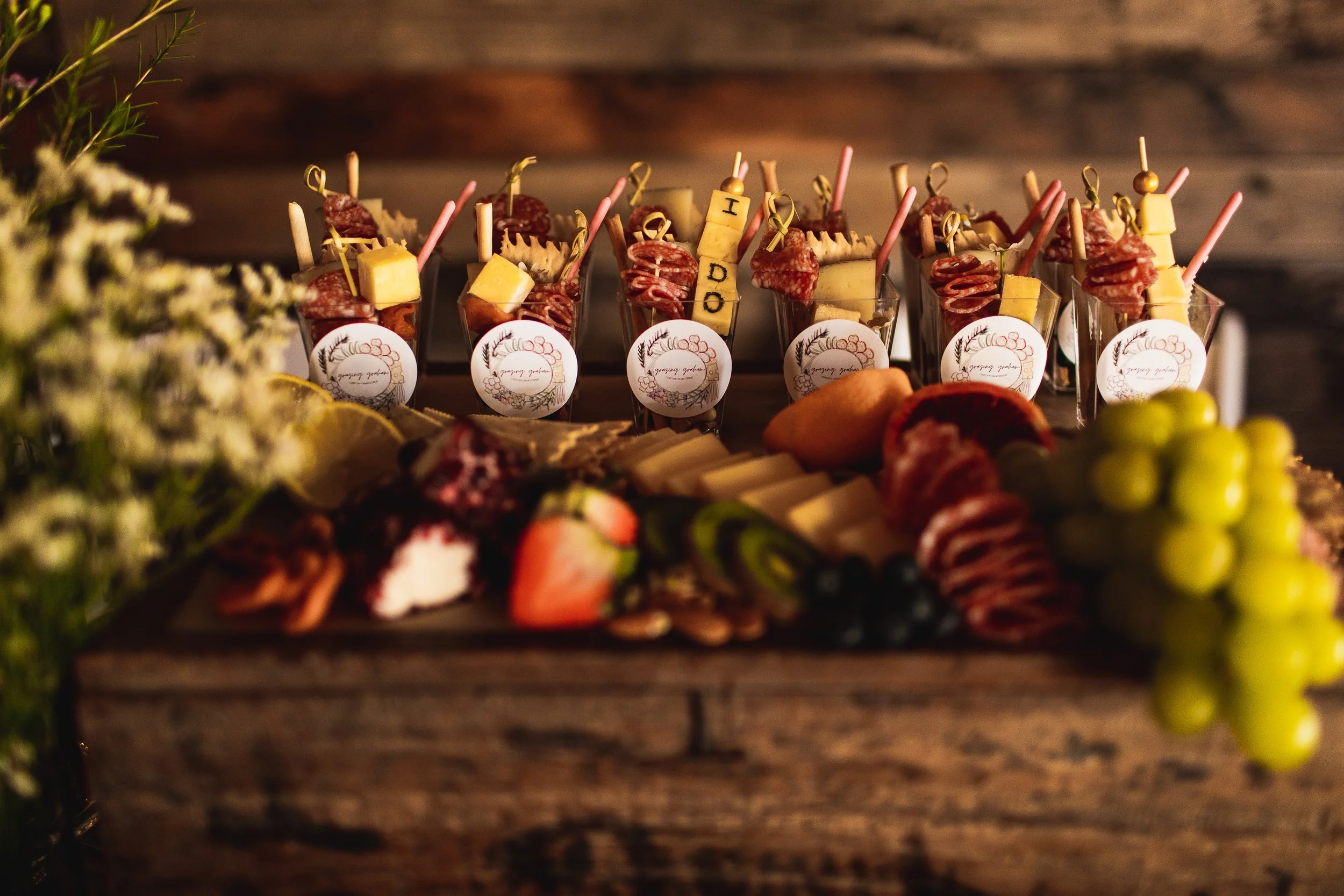 Key Elements of a Charming Cocktail-Style Reception | The Barn at ...