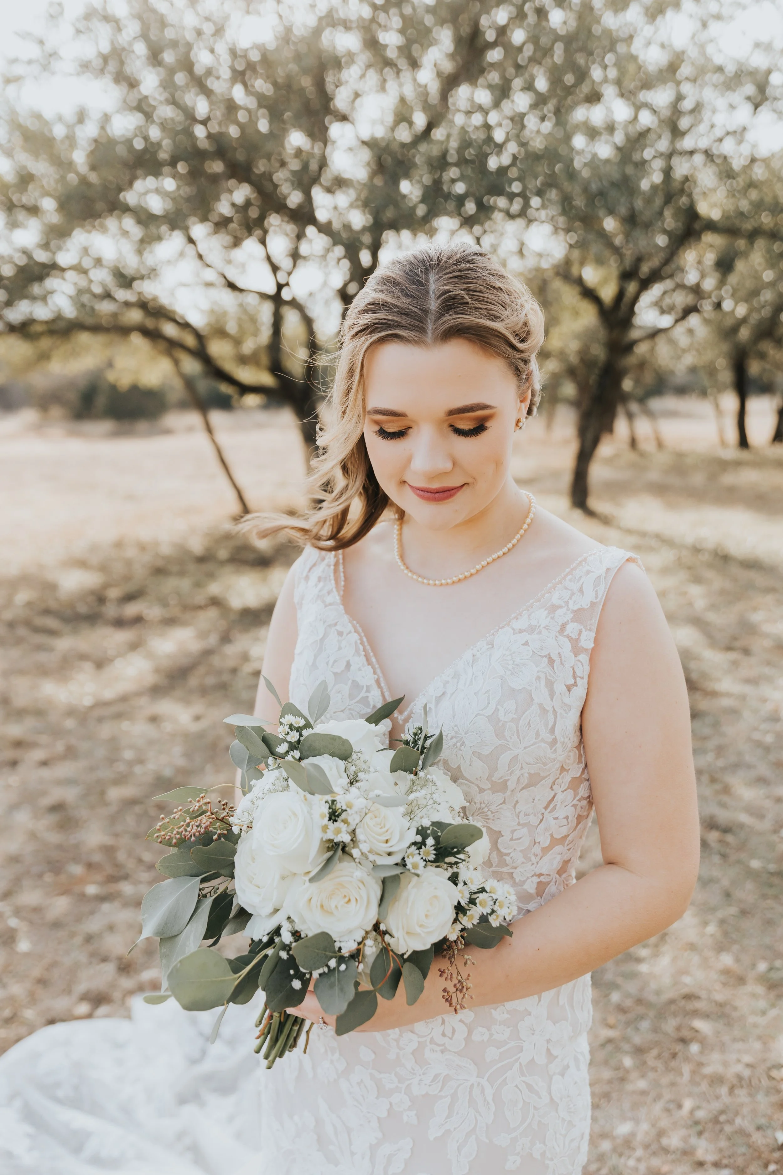 Winter Ranch Wedding with a Rustic Chic Theme | Sparrow Creek Ranch ...