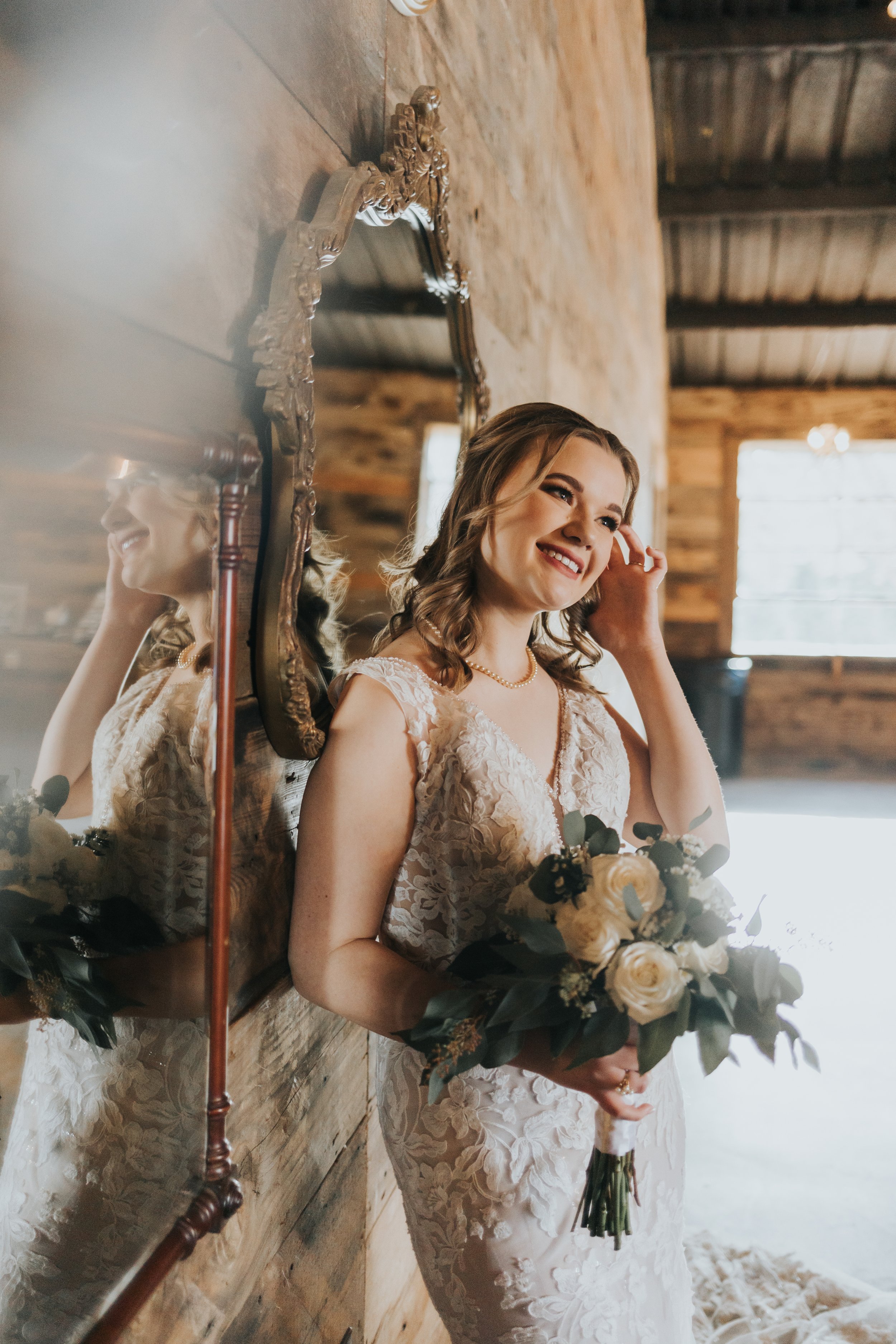 Winter Ranch Wedding with a Rustic Chic Theme | Sparrow Creek Ranch ...