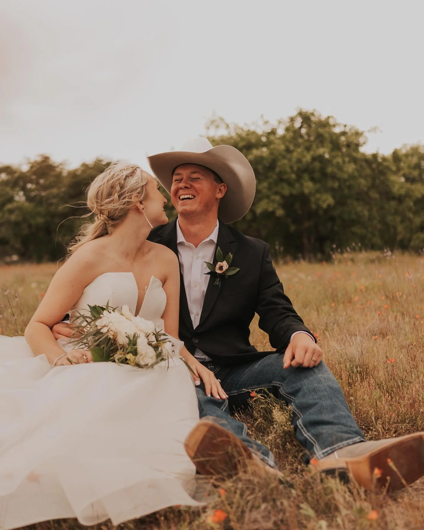 West Texas Ranch Wedding Full of Western Love and Design | Mr. and Mrs ...