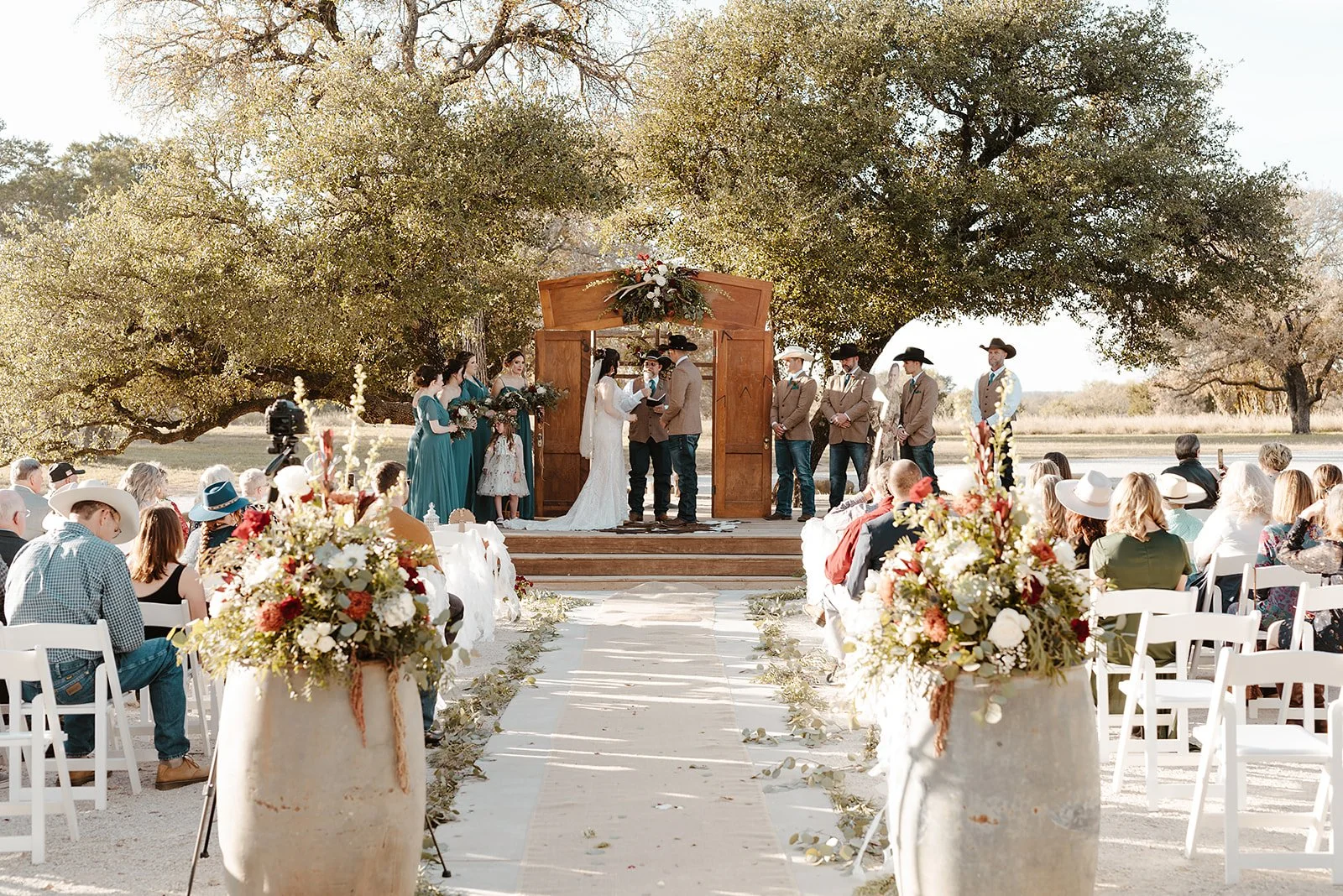 Ultimate Guide to West Texas Wedding Planning - November at Sparrow ...