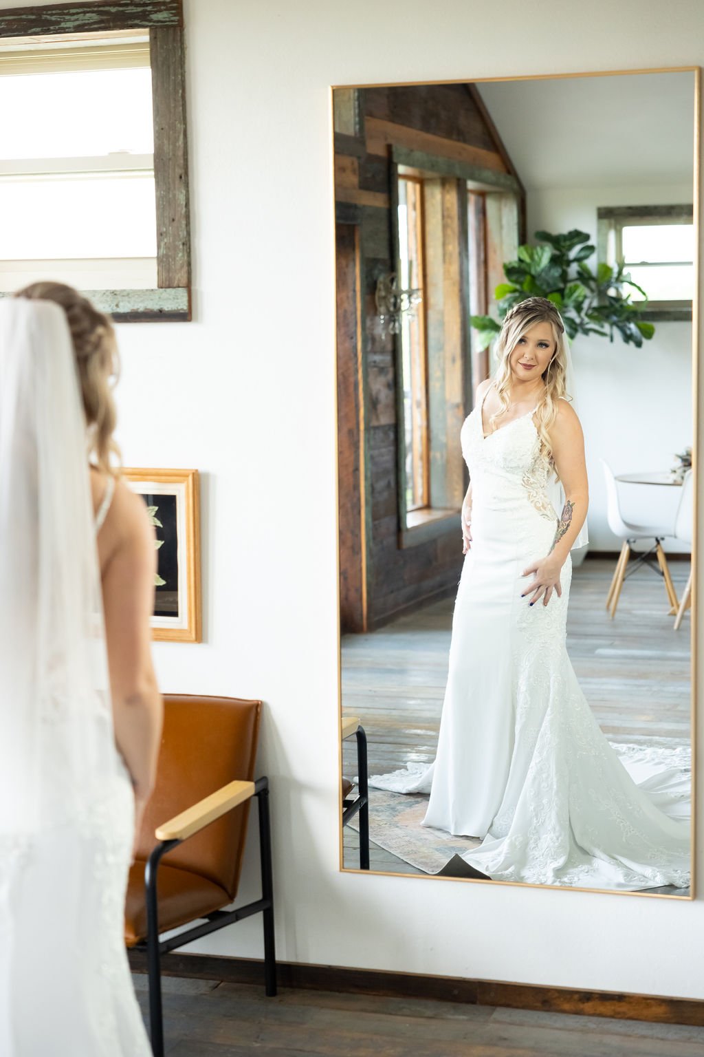 Tia’s Western Wedding Bridals at Sparrow Creek Ranch - Wedding Venue ...