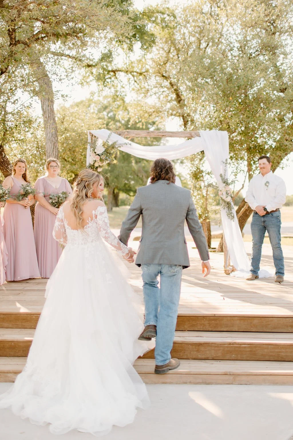 Dog-Friendly Wedding Venue & Gorgeous May Wedding Day including a Pickleball Game during ...
