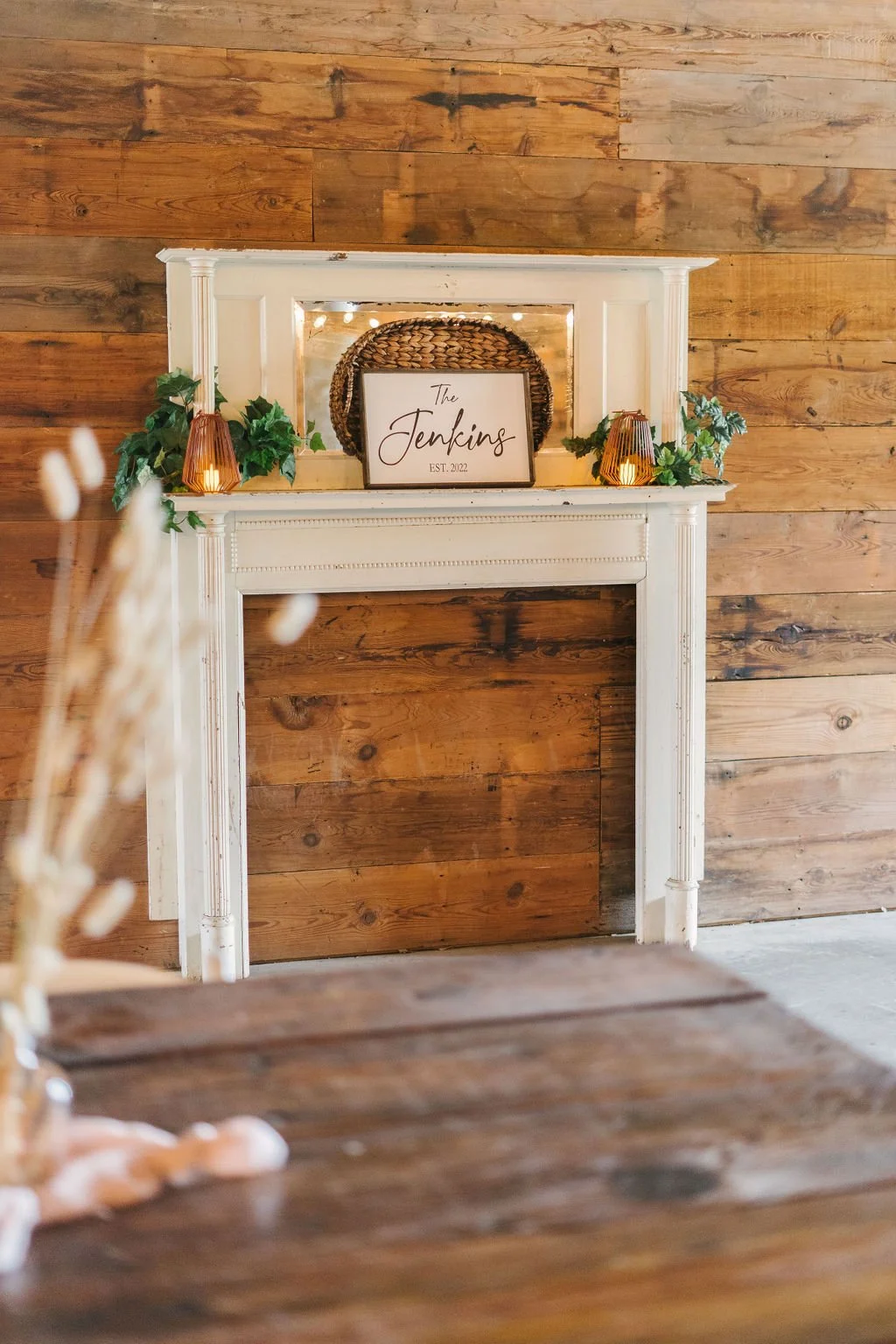 Weekday Wedding for the busy Rodeo Family: Charley + Cason April Ranch ...