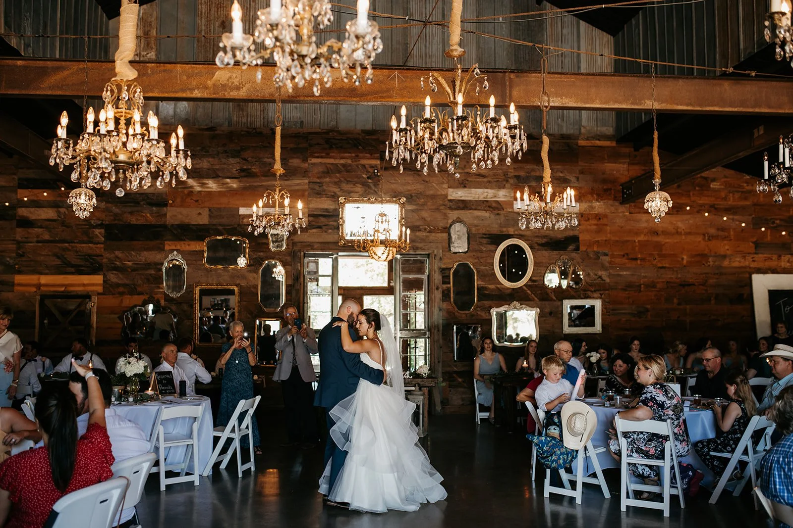 Intimate Brunch Wedding at the End of June: Perfect PK Lake Wedding Day — The Barn at Sparrow ...