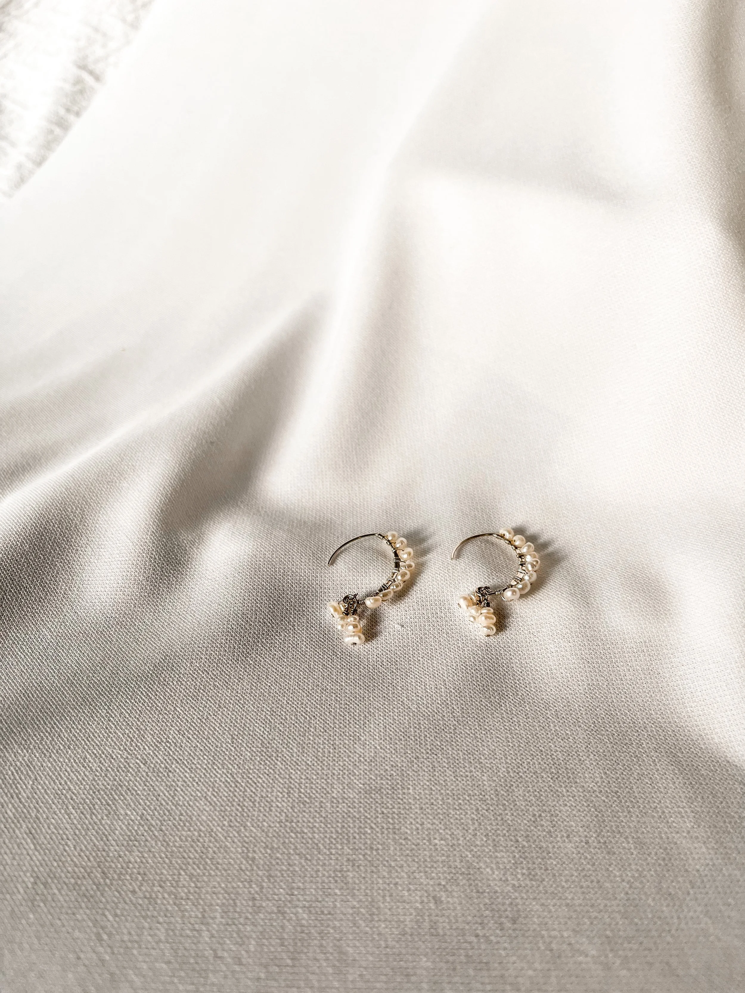 The Jane Earring | Modern Pearl Bridal Hoops — Simone Martin