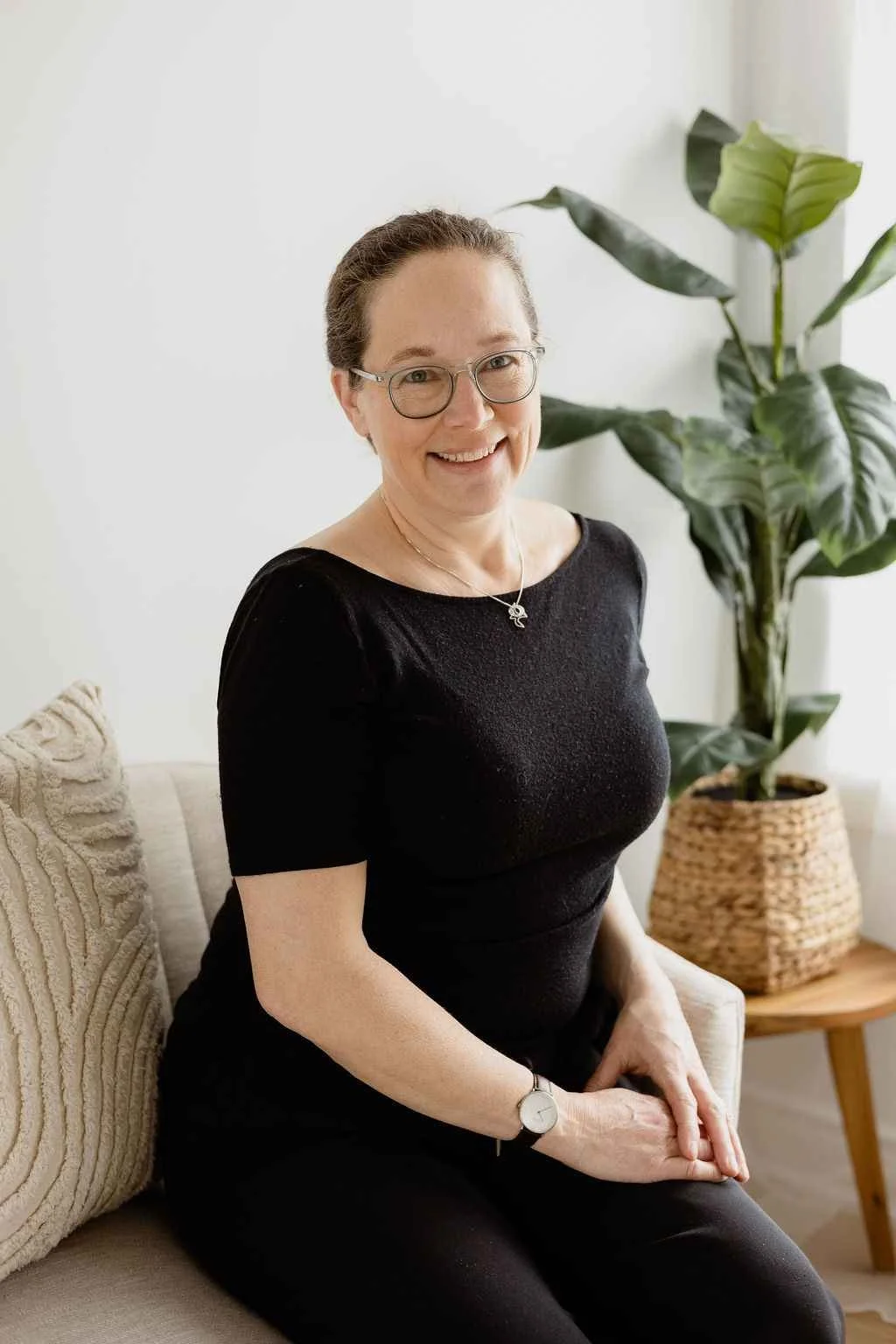 Sarah | IFS & Narrative Therapy | LGBTQ+ Therapist Hamilton — Rebound ...