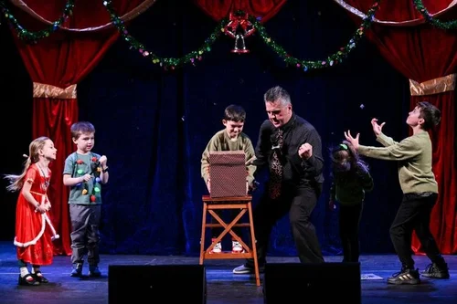 Magic Fred Show - Magic Fred The Magician