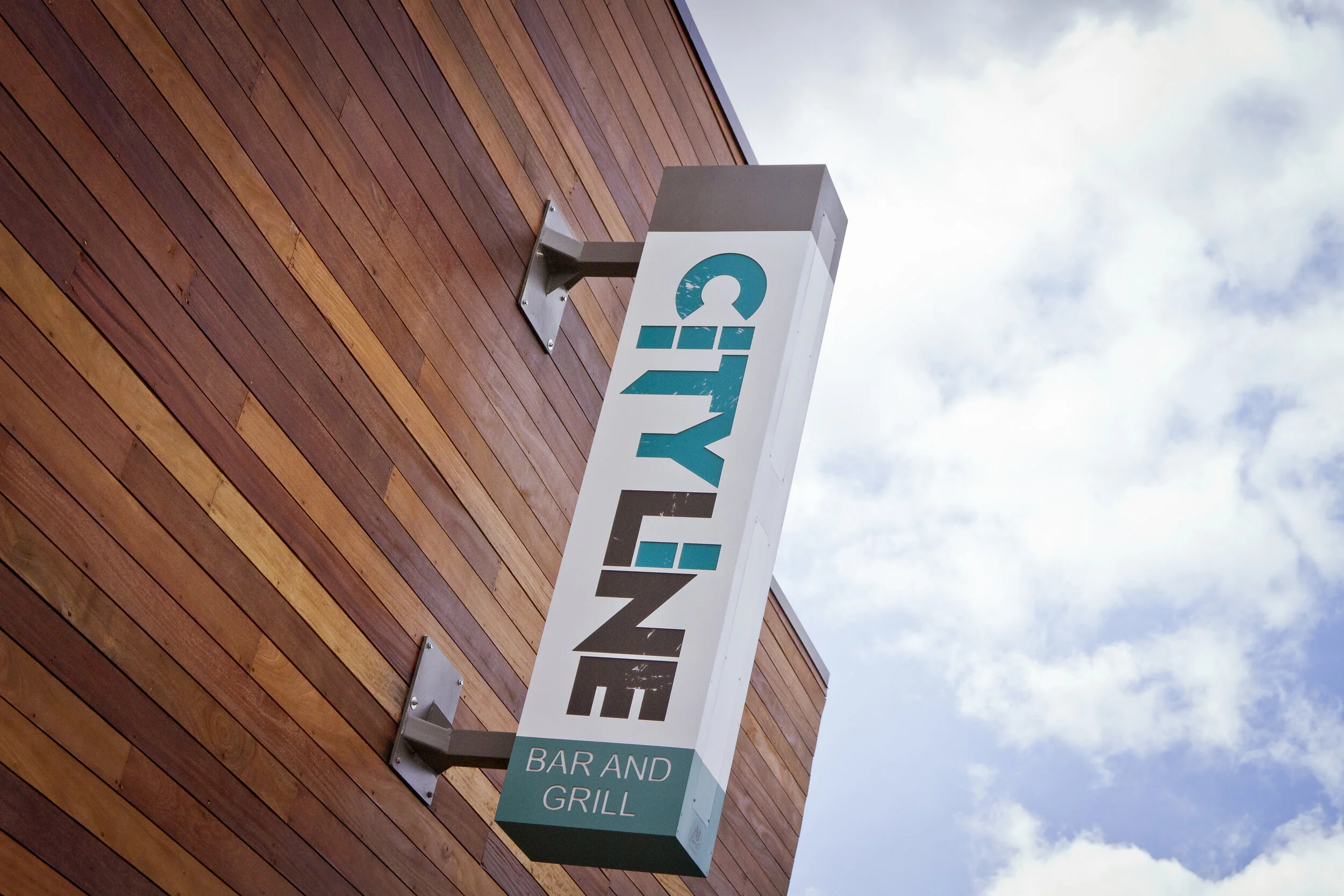 Contact — City Line Bar & Grill