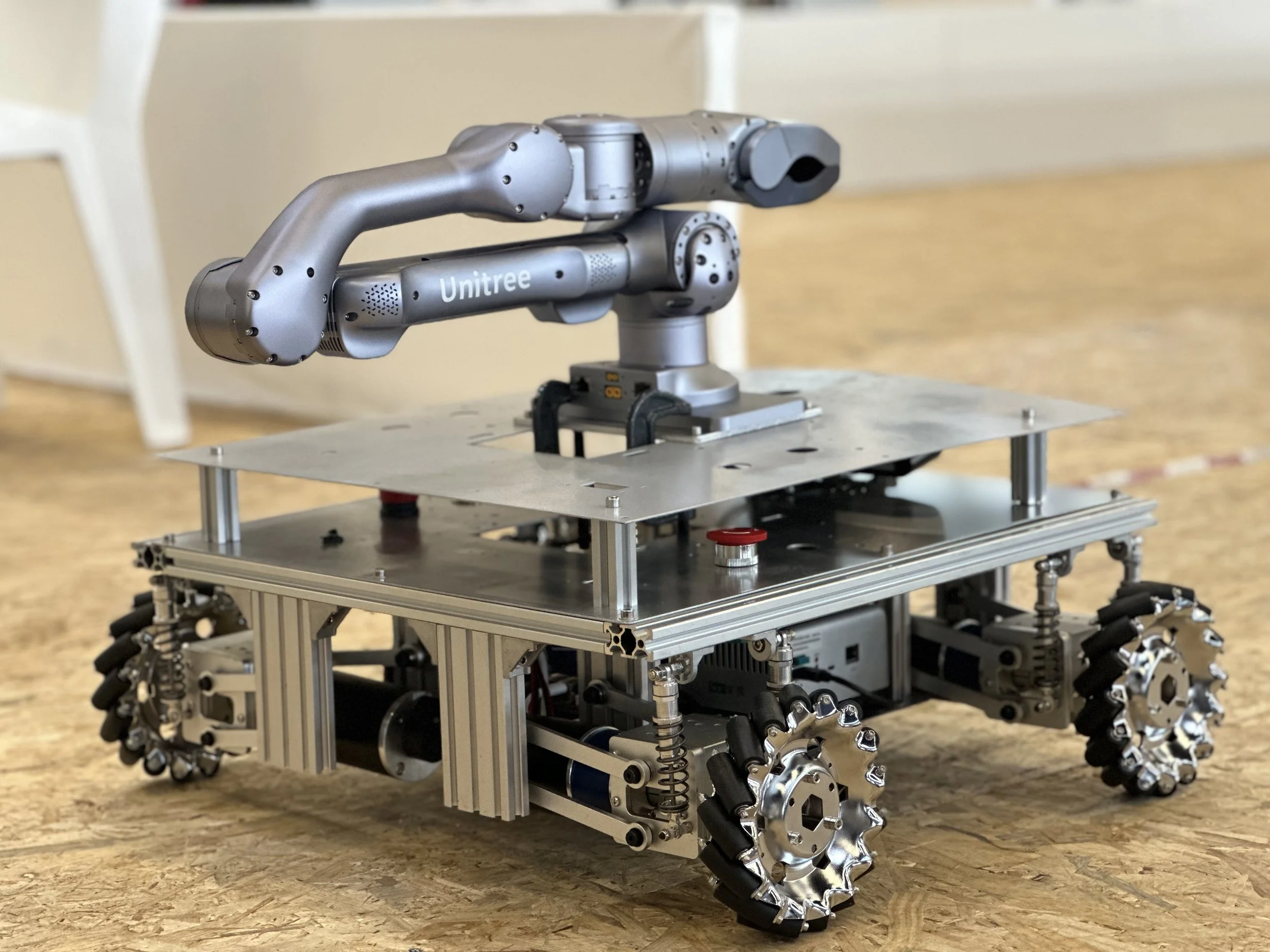 Pickerbot Mini - a mobile pick-and-drop robot | Roboworks