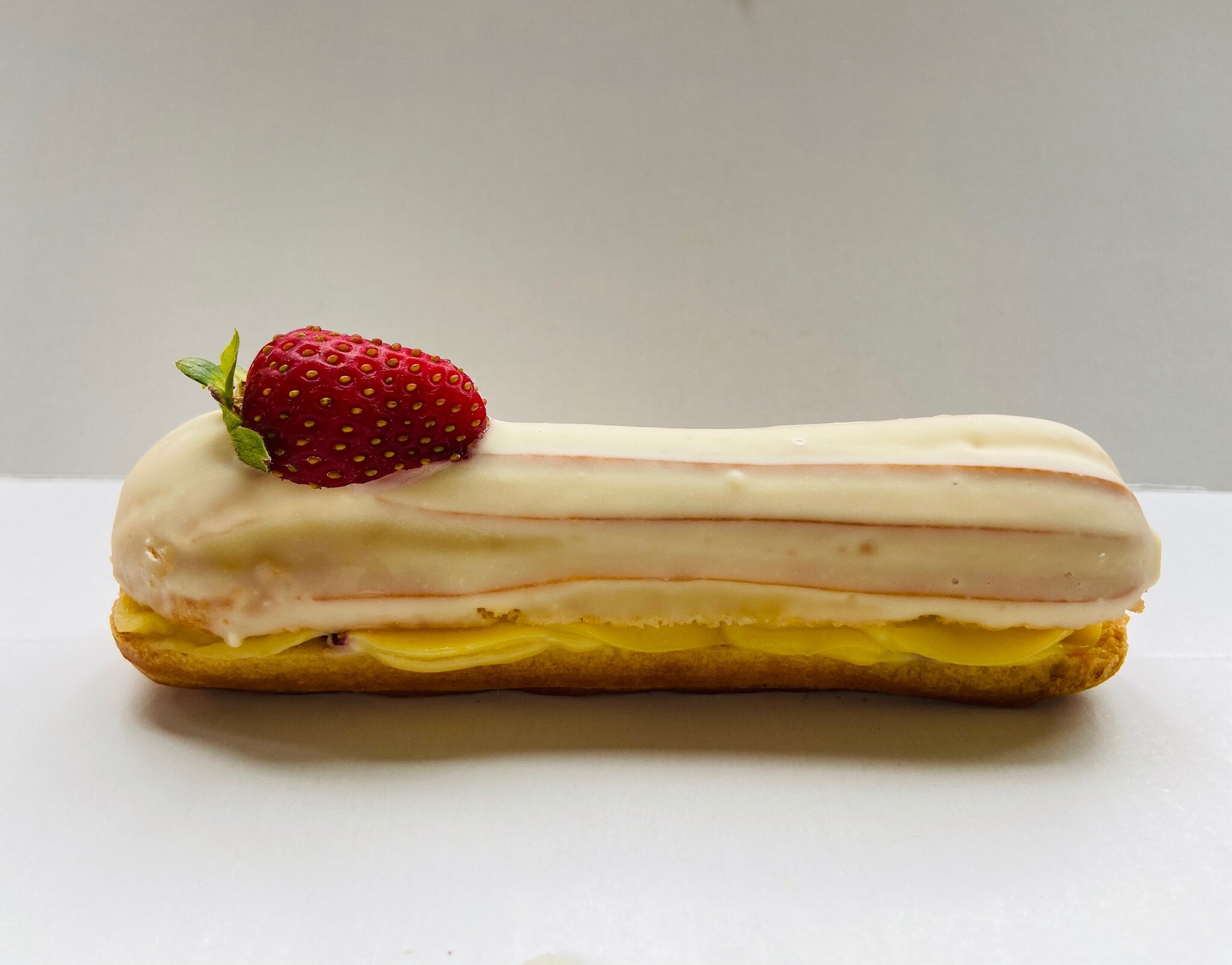 Eclairs & Creme Puffs — LOAF