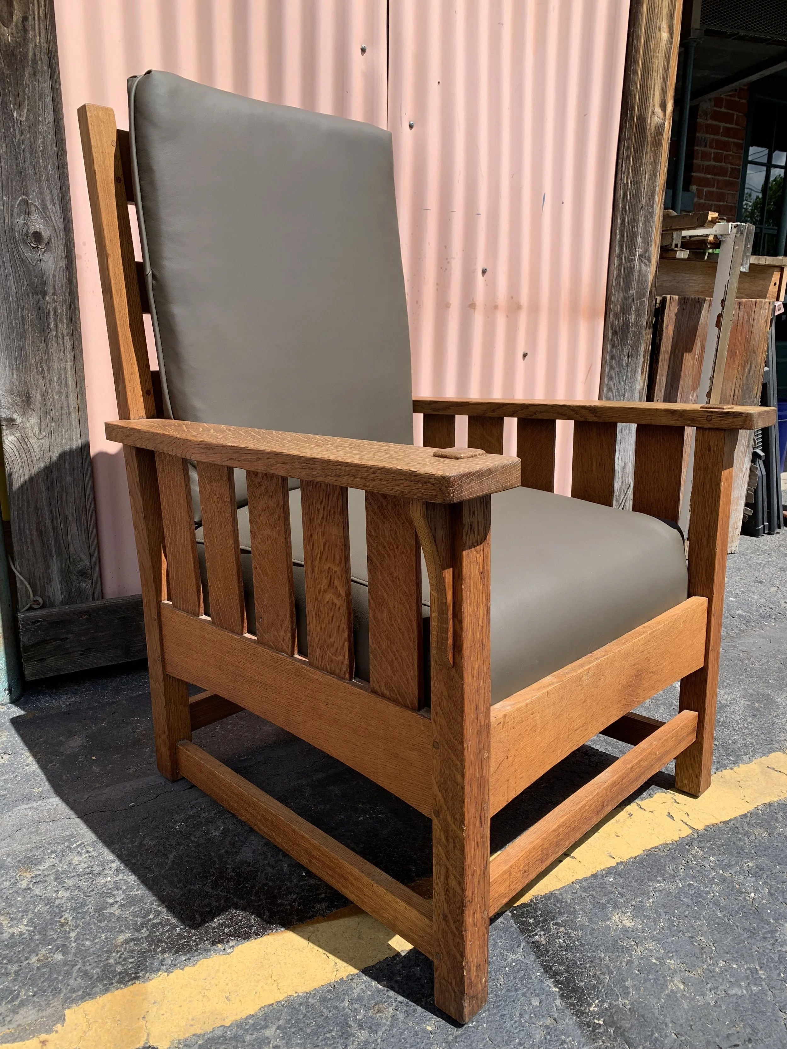 Euro Classics Antiques