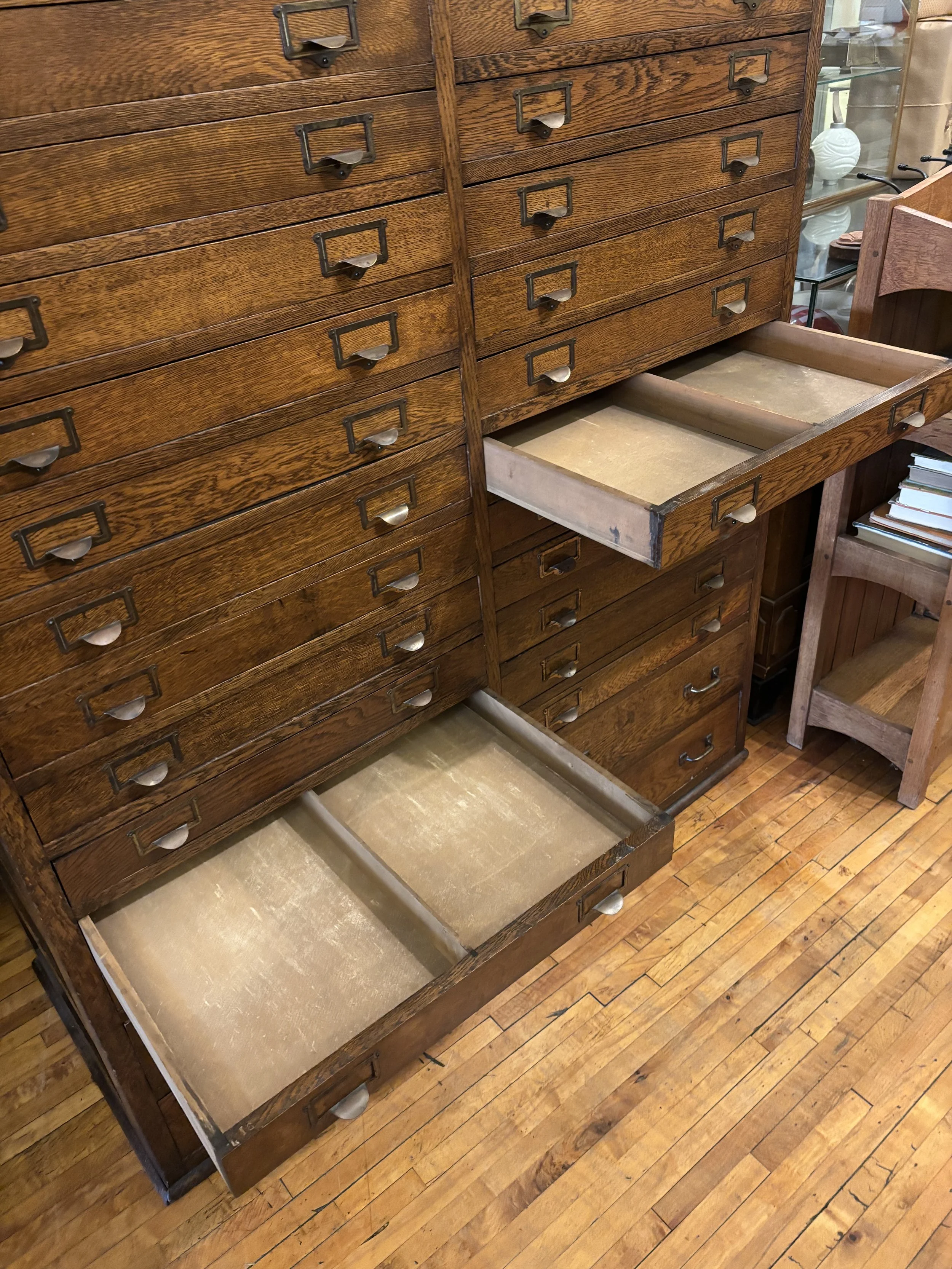 Euro Classics Antiques