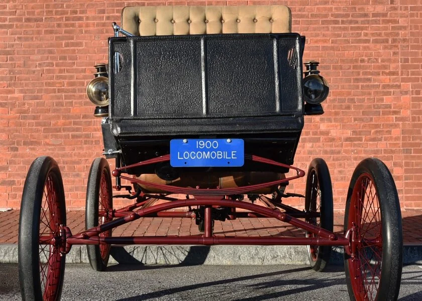 1900 Locomobile — Audrain Auto Museum