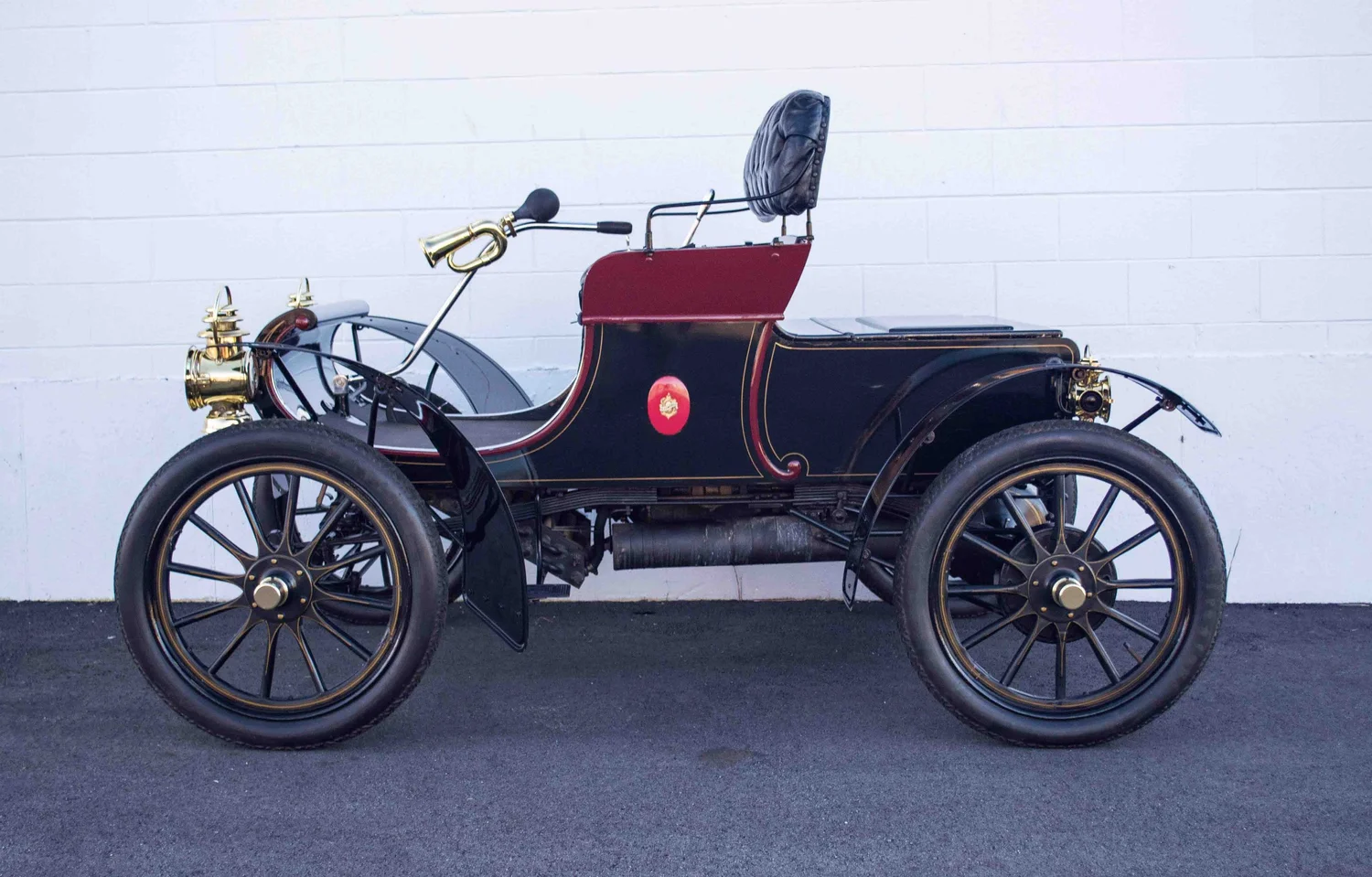 1904 Oldsmobile Curved Dash — Audrain Auto Museum