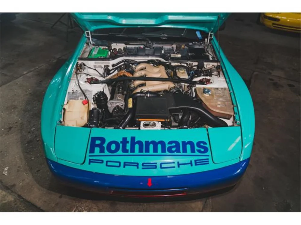 1988 Porsche 944 Engine