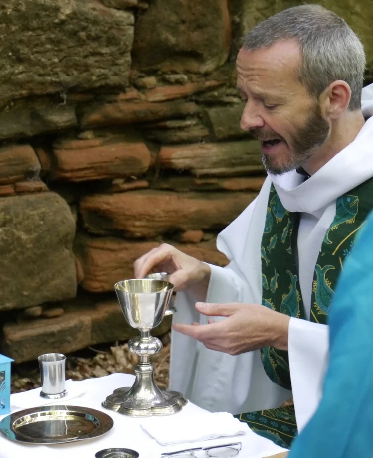 Contacts — Edinburgh Jesuit Church