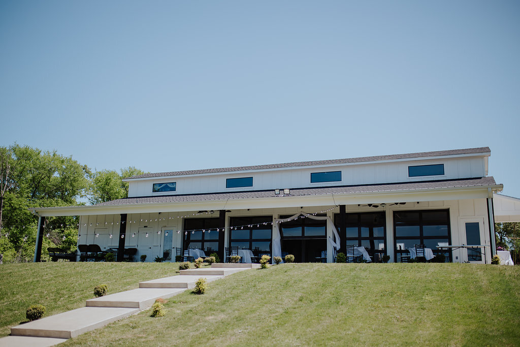 Are you ready to book your East Texas Wedding Venue? | Sunset Oaks Venue