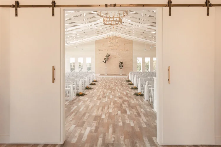 Sunset Oaks Venue | Tyler Texas Wedding Venues