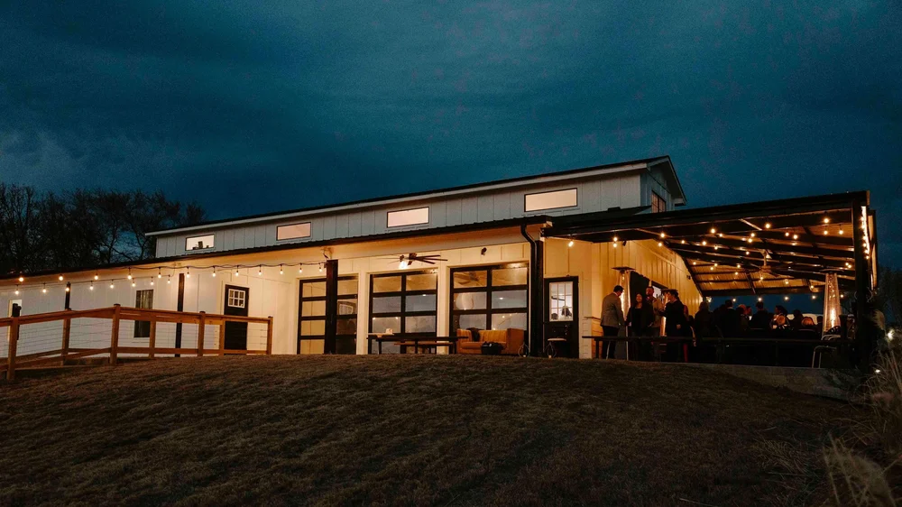 East Texas Wedding Venue | Sunset Oaks Venue
