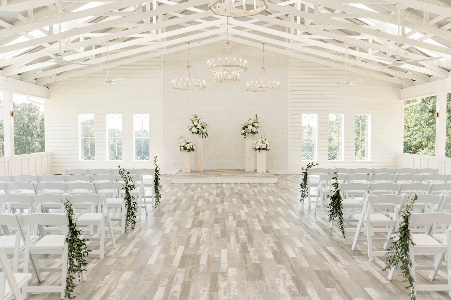 Sunset Oaks Venue | Tyler Texas Wedding Venues