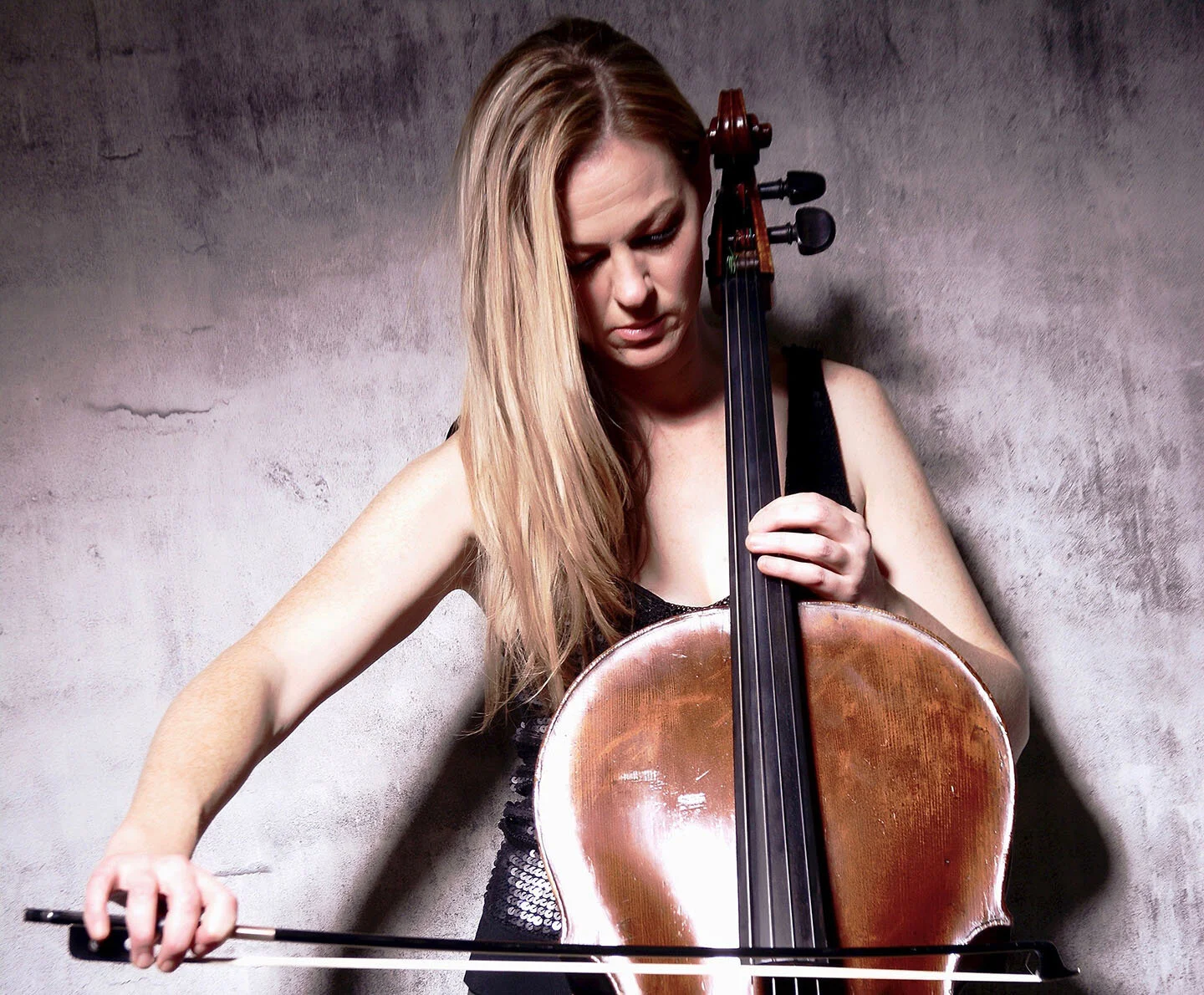 Victoria Walker Cello