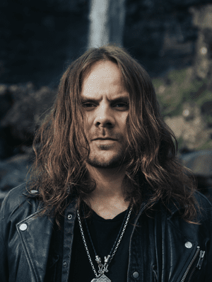 Hans Hammer — Týr